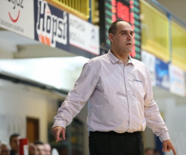 V Sloveniji prišlo do prve menjave trenerja – slovenska-kosarka.com
